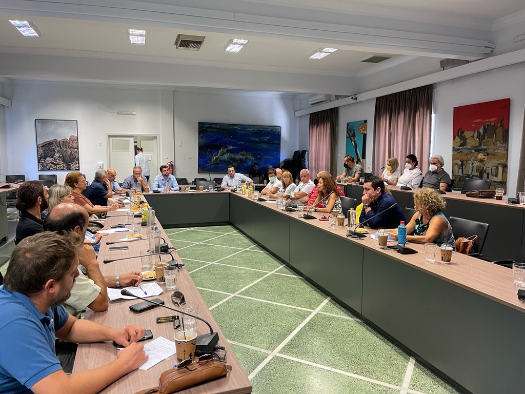 ΄Αμεσες λύσεις για τη στελέχωση του Νοσοκομείου Χανίων ζητούν οι ...