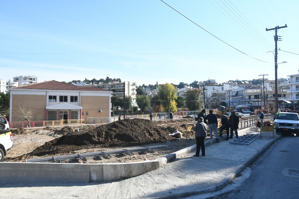 Νέα πλατεία αποκτά η Πάτρα-Σε εξέλιξη τα έργα - ΚΕΔΕ