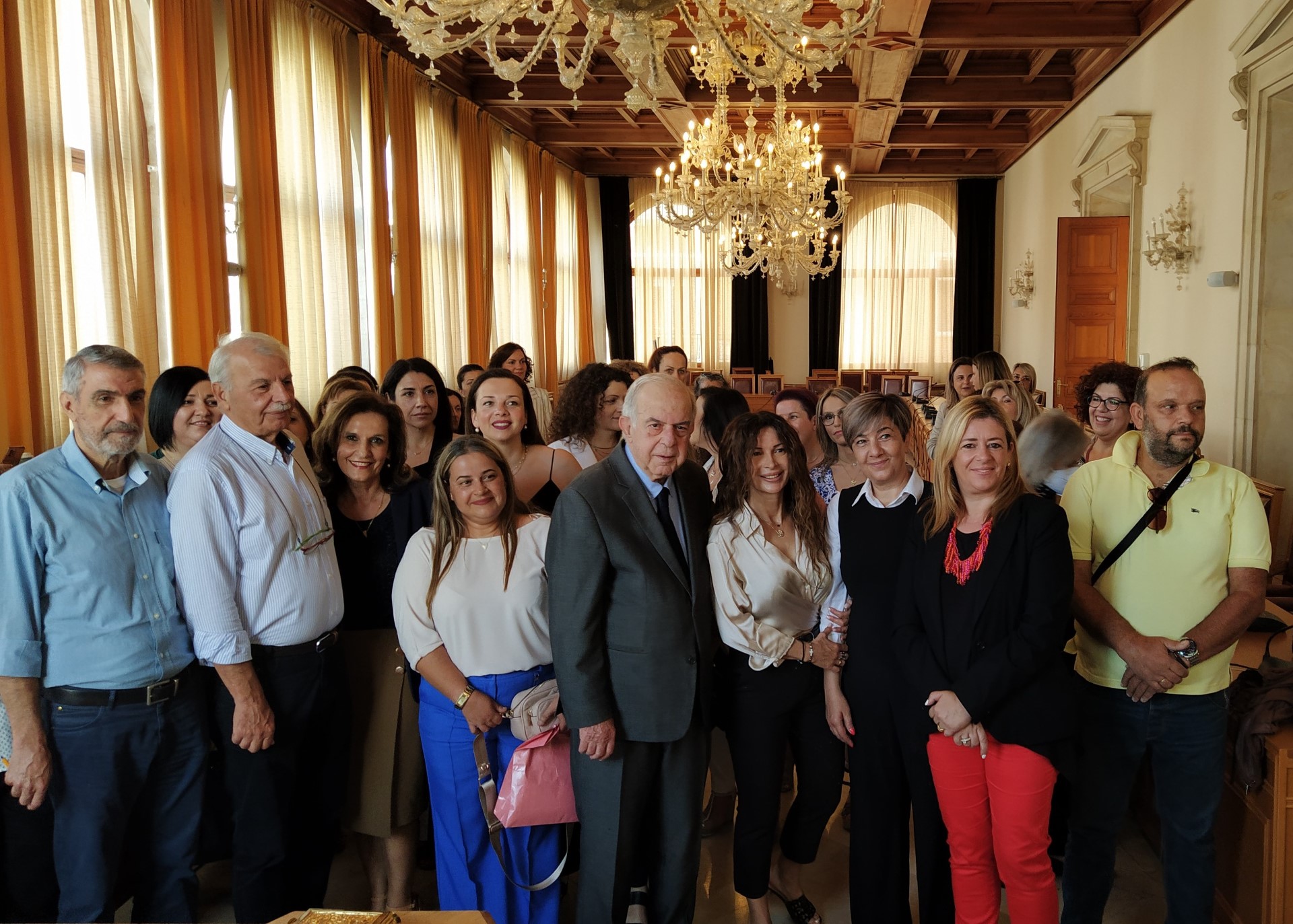 Ορκωμοσία μόνιμου προσωπικού για το πρόγραμμα «Βοήθεια στο Σπίτι» του ...