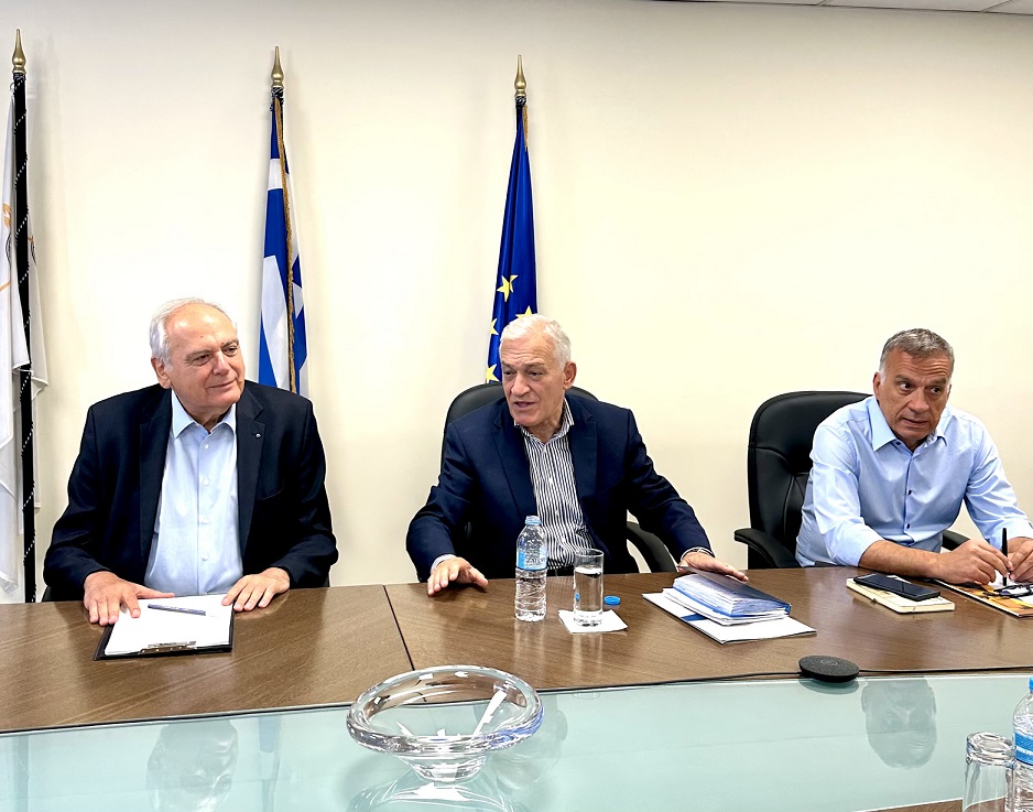 Ο νέος Πρόεδρος της ΚΕΔΕ Λάζαρος Κυρίζογλου στα γραφεία της ΕΕΤΑΑ - ΚΕΔΕ