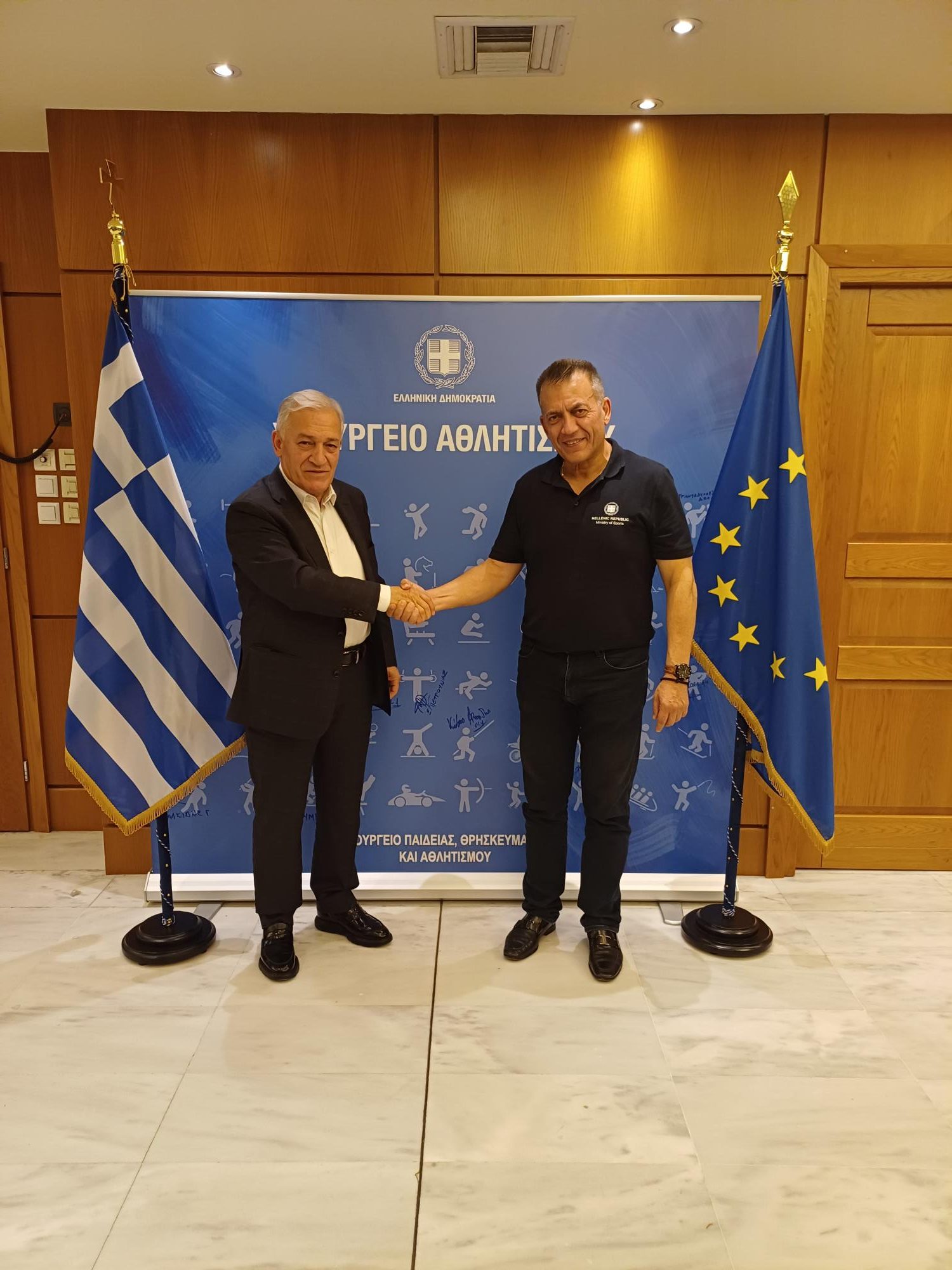 Συνεργασία ΚΕΔΕ και υπουργείου Αθλητισμού για καταγραφή όλων των ...