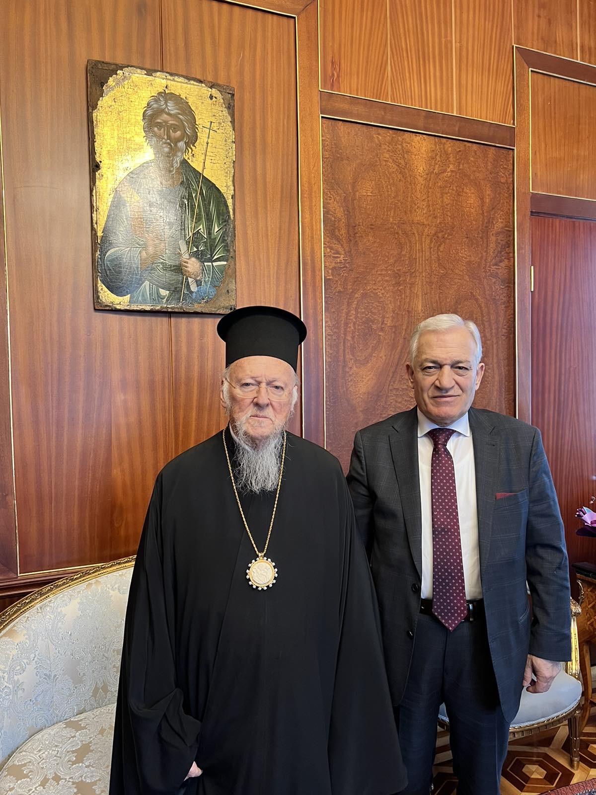 Συνάντηση Προέδρου ΚΕΔΕ Λ.Κυρίζογλου με τον Οικουμενικό Πατριάρχη ...
