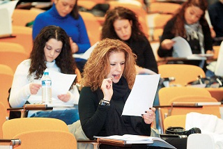 Άνοιξε ο διαγωνισμός υποψηφίων για τη Εθνική Σχολή Δημόσιας Διοίκησης ...