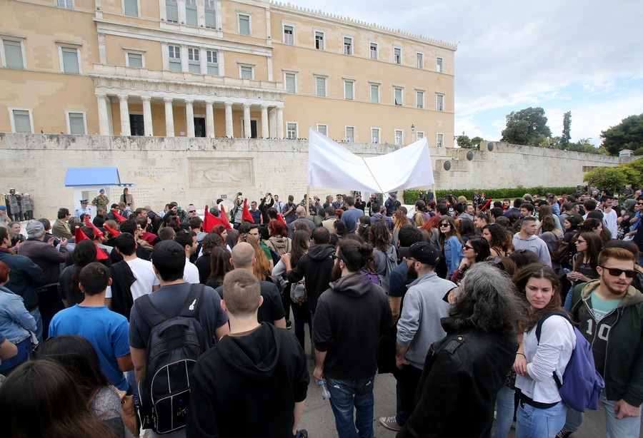 Συγκεντρώσεις διαμαρτυρίας ΑΔΕΔΥ, ΓΣΕΕ, ΠΑΜΕ για το πολυνομοσχέδιο - ΚΕΔΕ